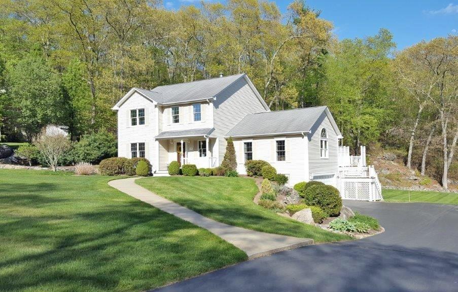 31 Mathew Drive, Johnston, RI 02919 | MLS #1186854 | Lila Delman