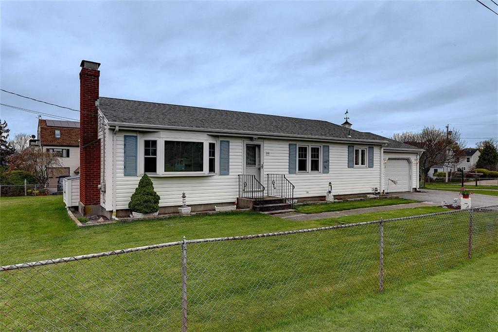 28 Draper Avenue, Middletown, RI 02842 | MLS #1223504 | Lila Delman