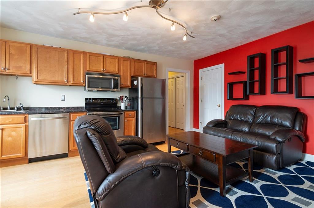 227 Ives Street, Unit#3, Providence, RI 02906 | MLS #1245636 | Lila Delman