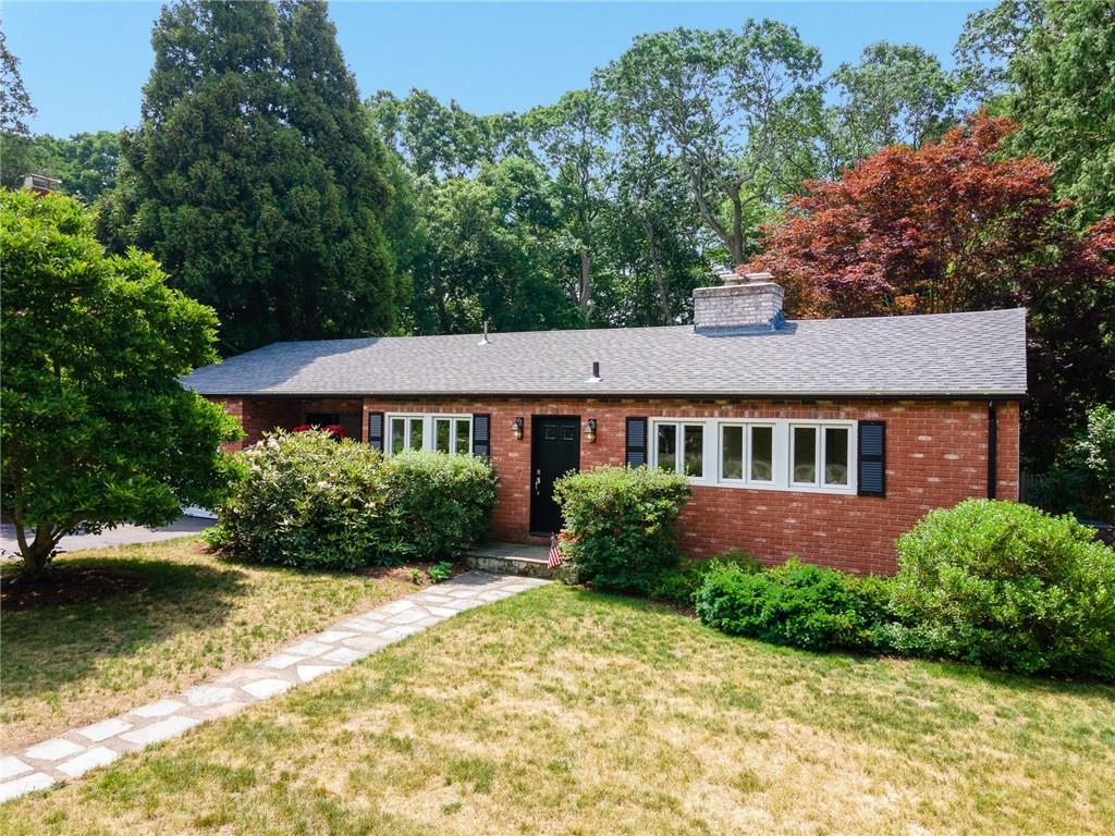 122 Overhill Road, Warwick, RI 02818 | MLS #1257316 | Lila Delman