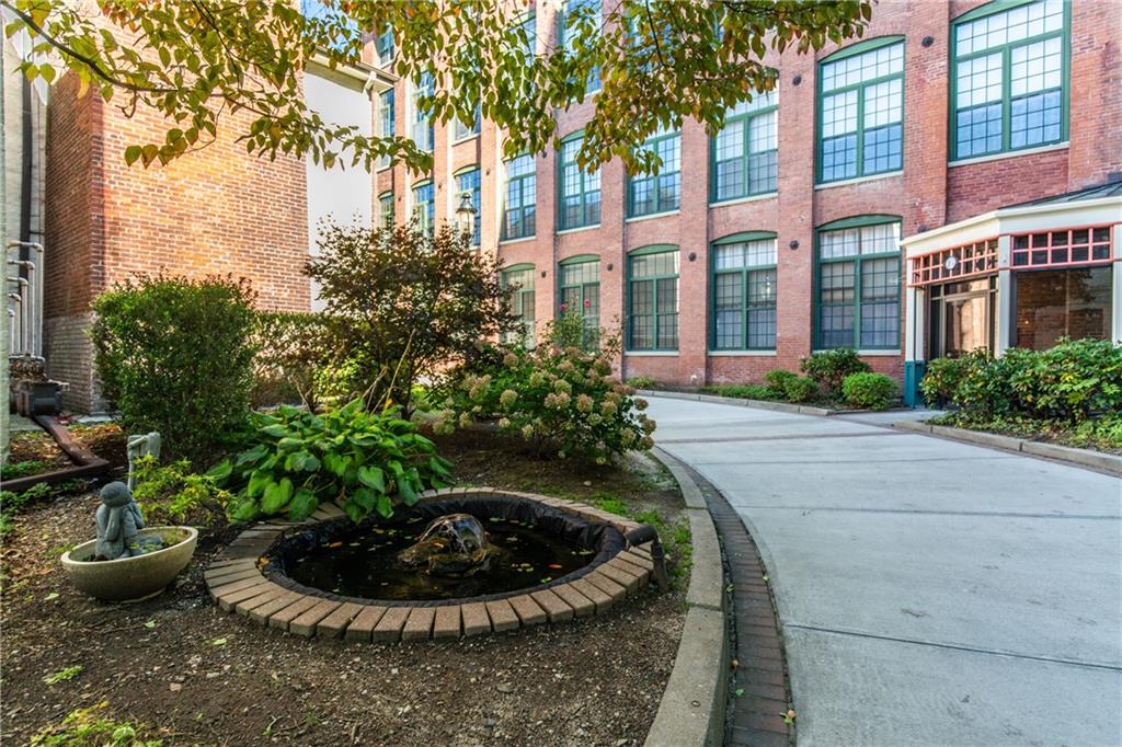 15 Higgins Street, Unit#309, Smithfield, RI 02917 | MLS #1267670 | Lila ...