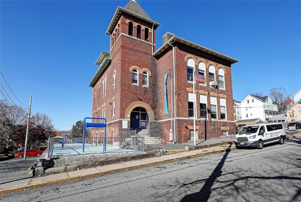 72 Kendrick Street, Woonsocket, RI 02895 | MLS #1298850 | Lila Delman