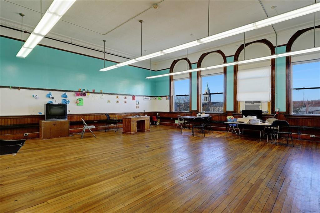 72 Kendrick Street, Woonsocket, RI 02895 | MLS #1298850 | Lila Delman