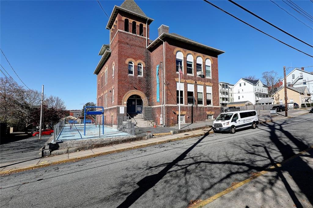 72 Kendrick Street, Woonsocket, RI 02895 | MLS #1298850 | Lila Delman