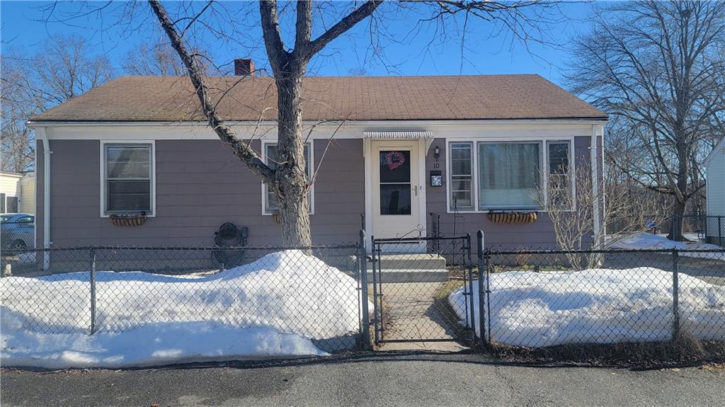 10 Adams Street, Smithfield, RI 02917 | MLS #1302888 | Lila Delman