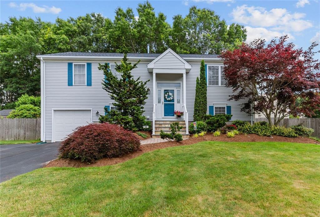 34 Remington Farm Drive, Coventry, RI 02816 | MLS #1313517 | Lila Delman