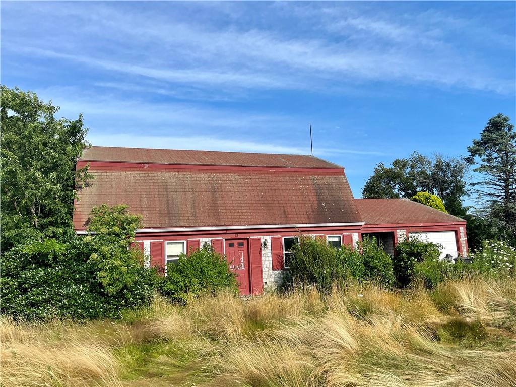 15 Summit Road, Narragansett, RI 02882 | MLS #1315107 | Lila Delman
