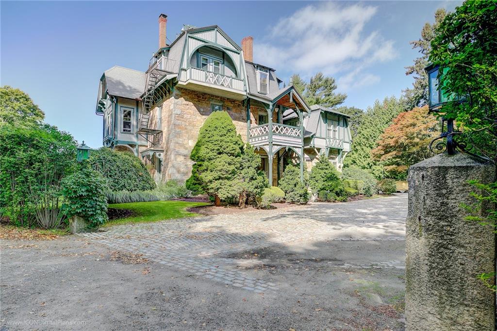 6 Howe AV, Unit#3 Newport, Rhode Island 02840 | Lila Delman