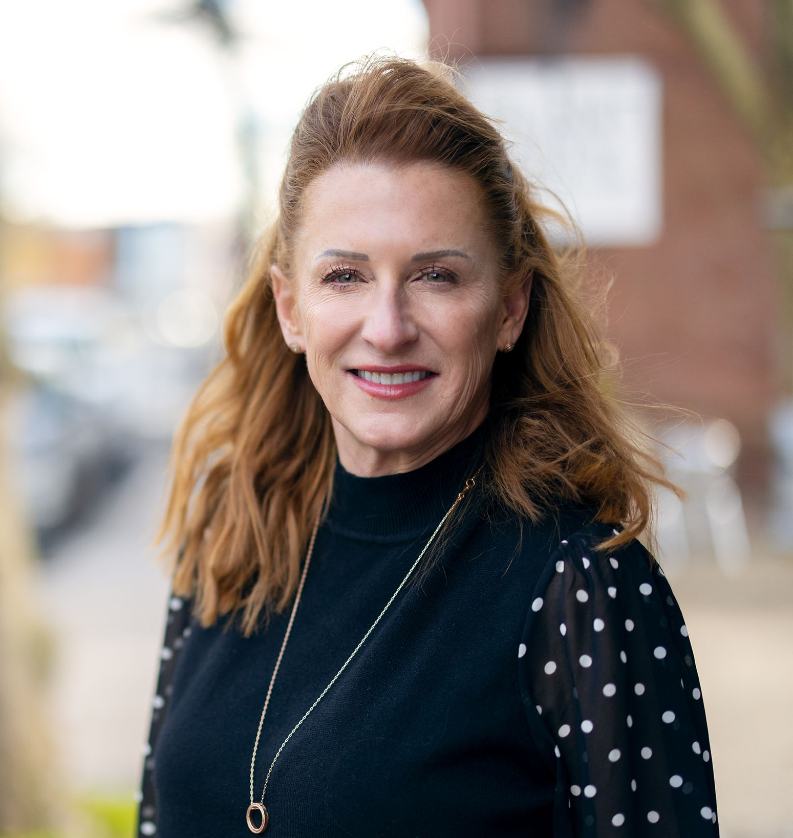 Kelly Zexter | Lila Delman