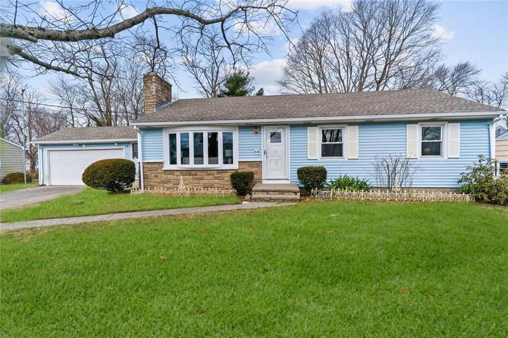 30 Nancy Drive, Cumberland, RI 02864 | MLS #1330542 | Lila Delman