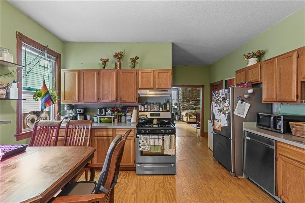 389 Pine Street, Providence, RI 02903 | MLS #1338479 | Lila Delman