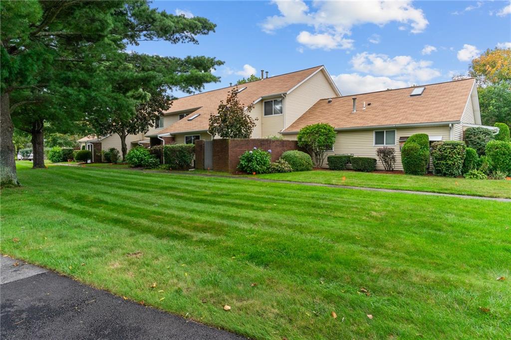 905 Halifax Drive, Warwick, RI 02886 | MLS #1344494 | Lila Delman