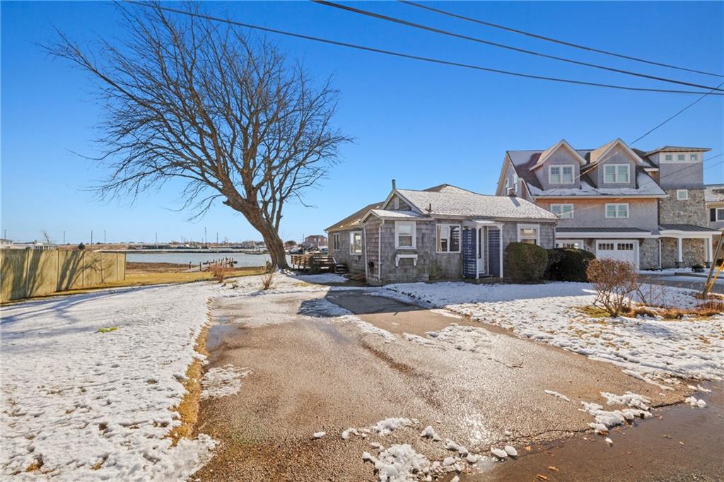 31 Mollusk Drive, Narragansett, RI 02882 | MLS #1353288 | Lila Delman