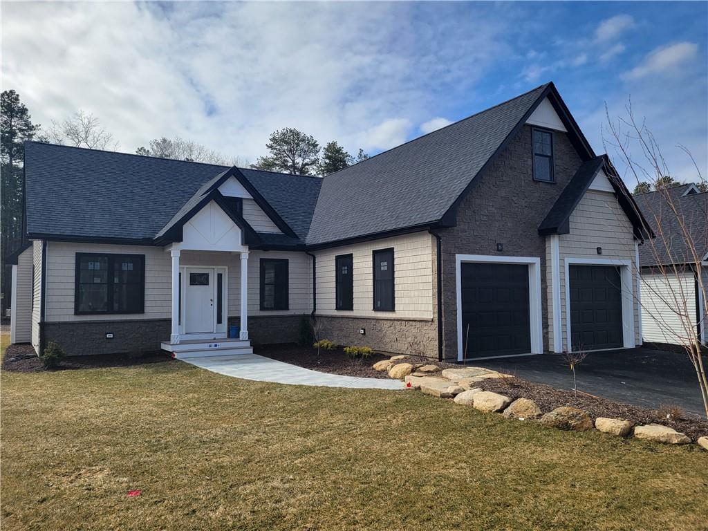 8 Sunset Lake Circle, Coventry, RI 02816 | MLS #1354052 | Lila Delman