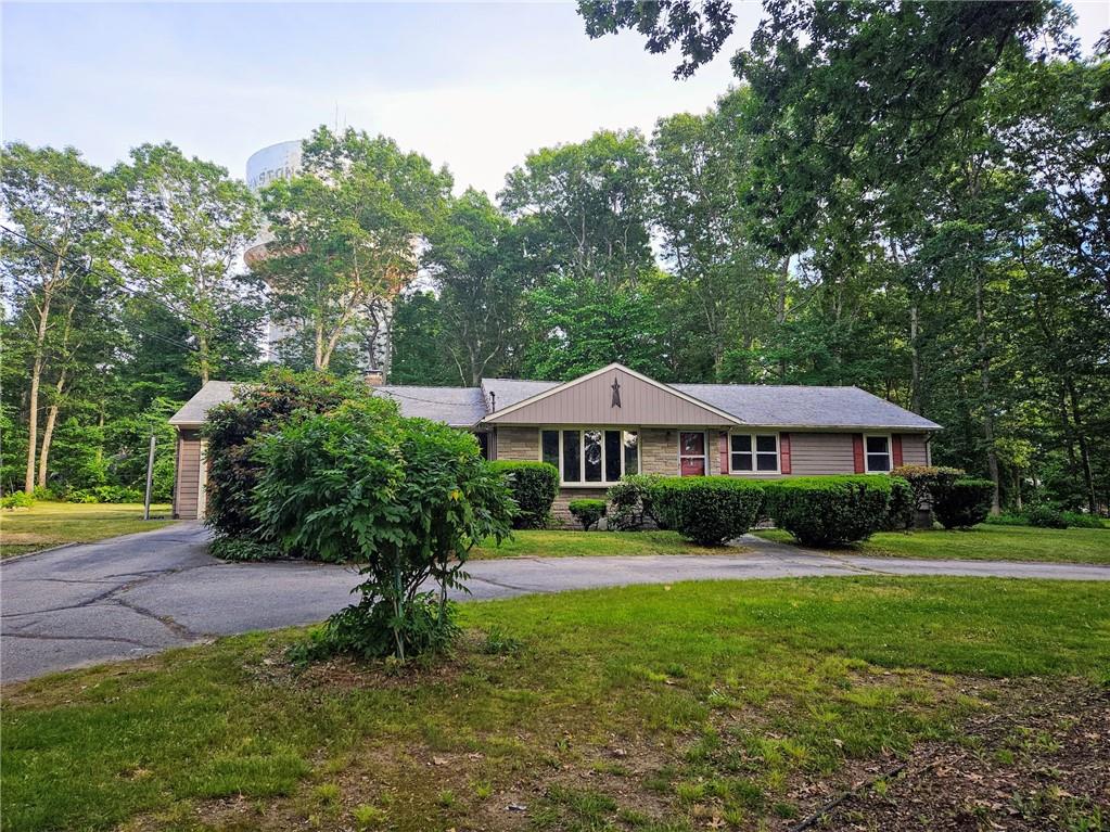 8 Malom Drive, Johnston, RI 02919 | MLS #1362707 | Lila Delman