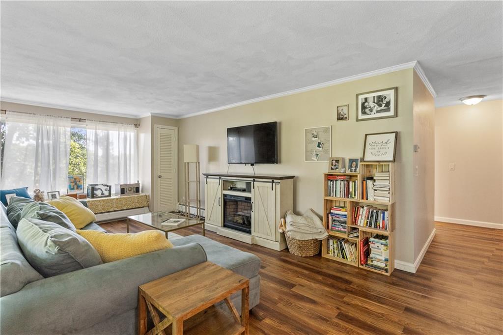 7 Wake Robin Road, Unit#105, Lincoln, RI 02865 | MLS #1364389 | Lila Delman