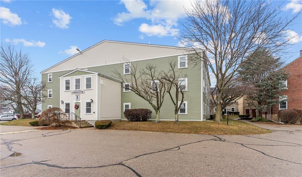 3524 West Shore RD, Unit#401 Warwick, Rhode Island 02886 | Lila Delman