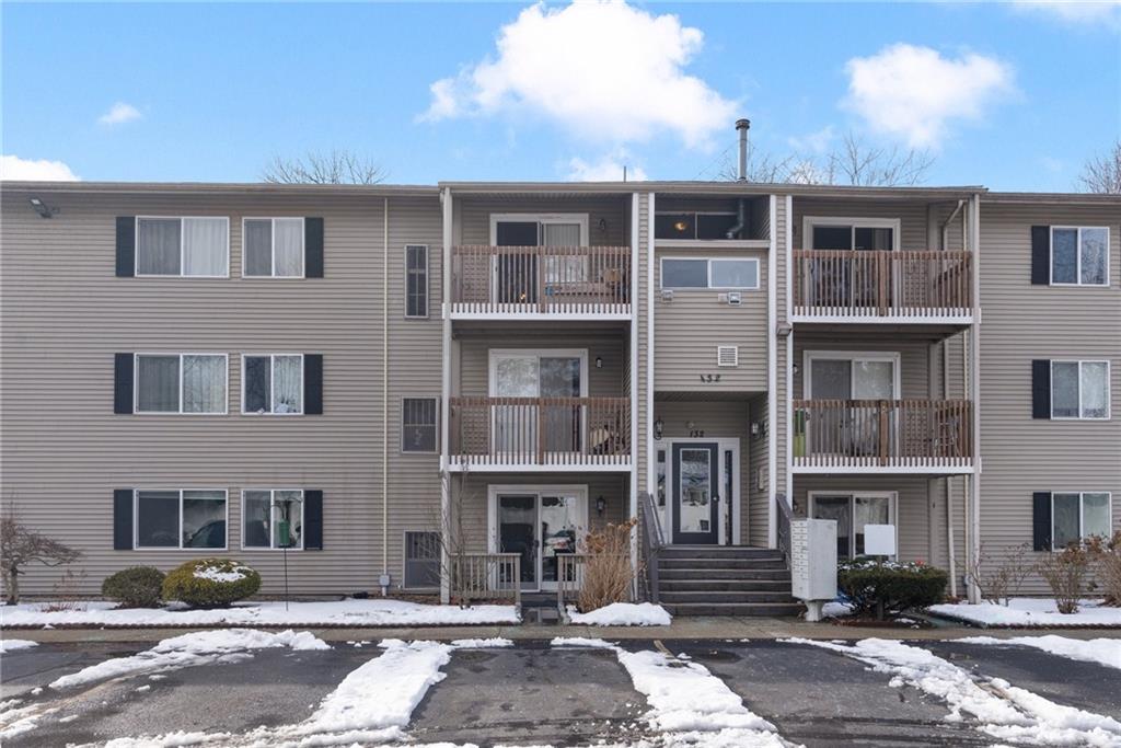 132 Fordson Avenue, Unit#2, Cranston, RI 02910 | MLS #1377321 | Lila Delman