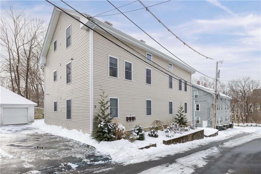 5 Hill Street, Unit#2, Smithfield, RI 02917 | MLS #1377624 | Lila Delman